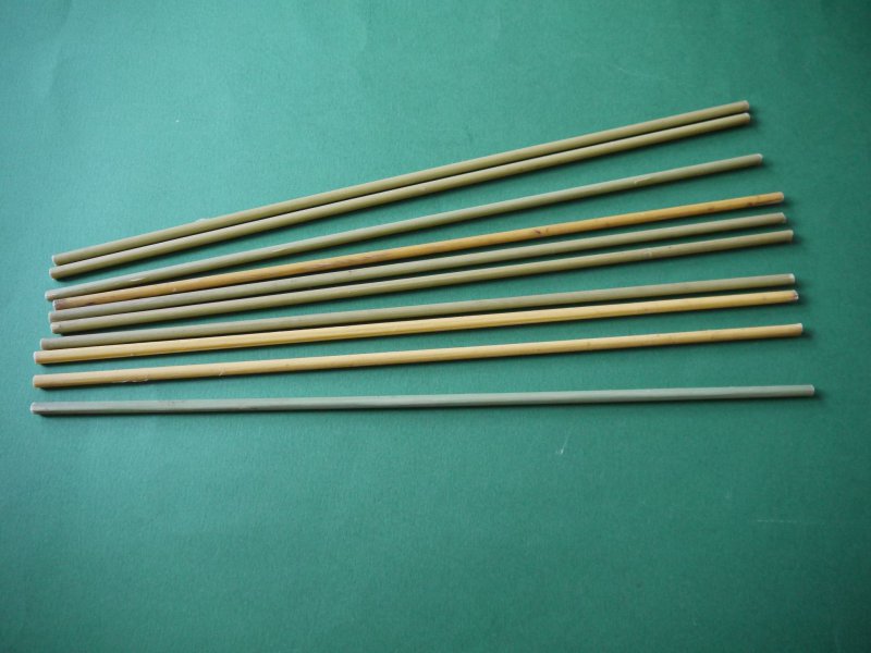 10 Glasfaserstäbe 40cm Rundstab Ø 6mm Pflanzenstab Modellbau Glasfaser ...