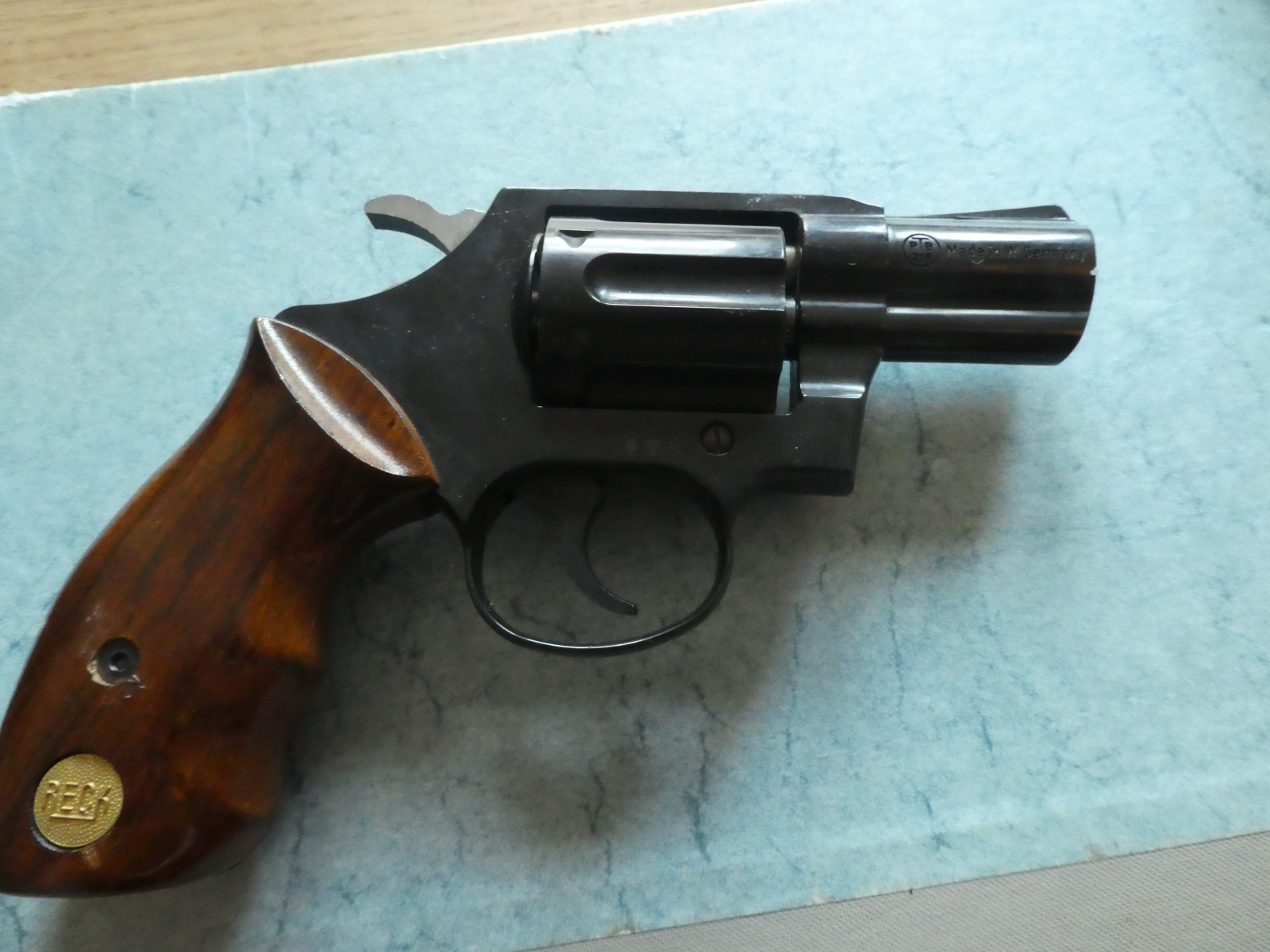 Revolver Cobra , Reck PTB216 Kal. 380 Knall - eGun