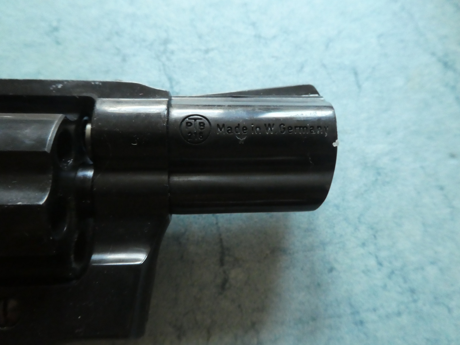 Revolver Cobra , Reck PTB216 Kal. 380 Knall - eGun
