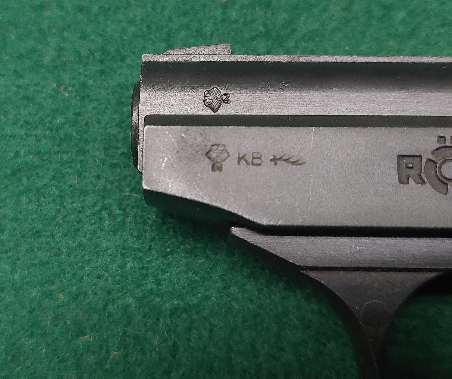 Röhm RG 8 cal. 8mm K Kunststoffgriffschalen PTB 412 inklusive Koffer ...